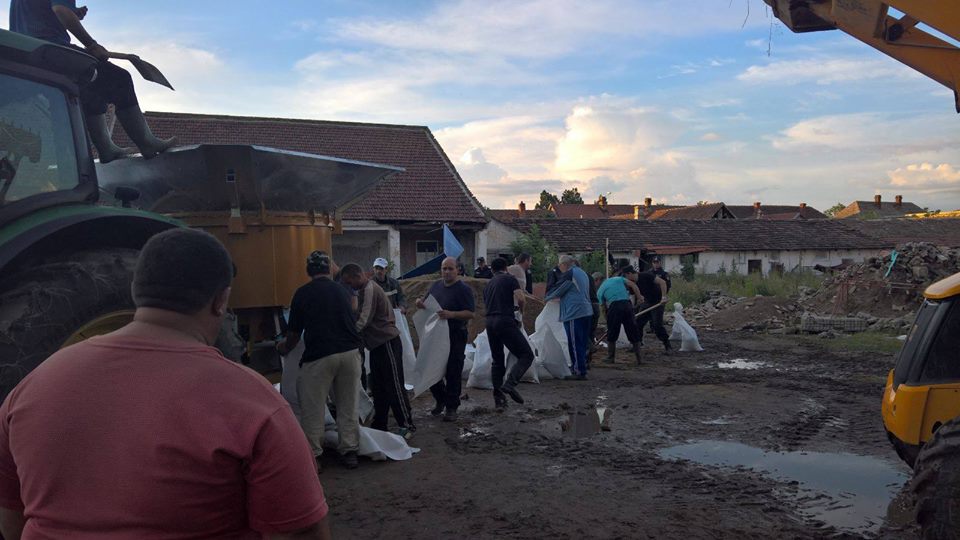 Situaţie gravă în oraşul Bocşa. VIDEO