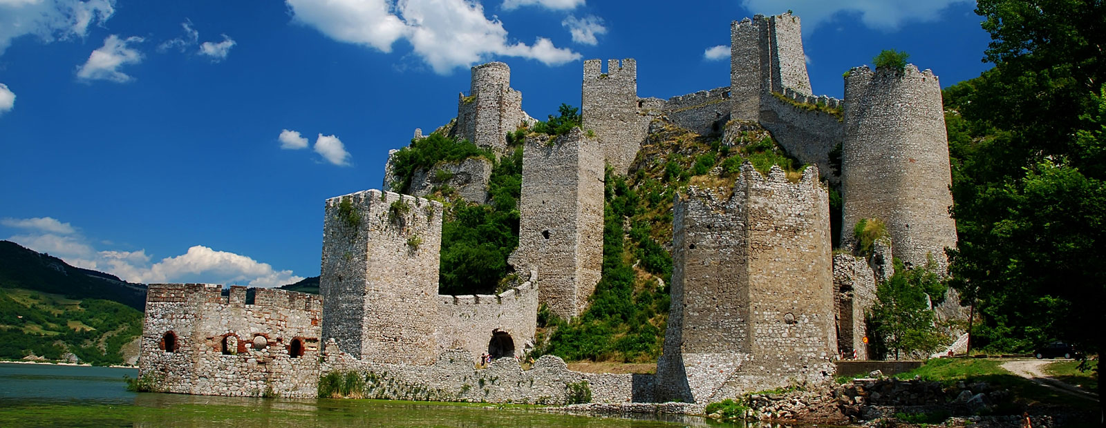 Revelion pe malul sârbesc al Dunării: Kladovo, o bijuterie de oraș