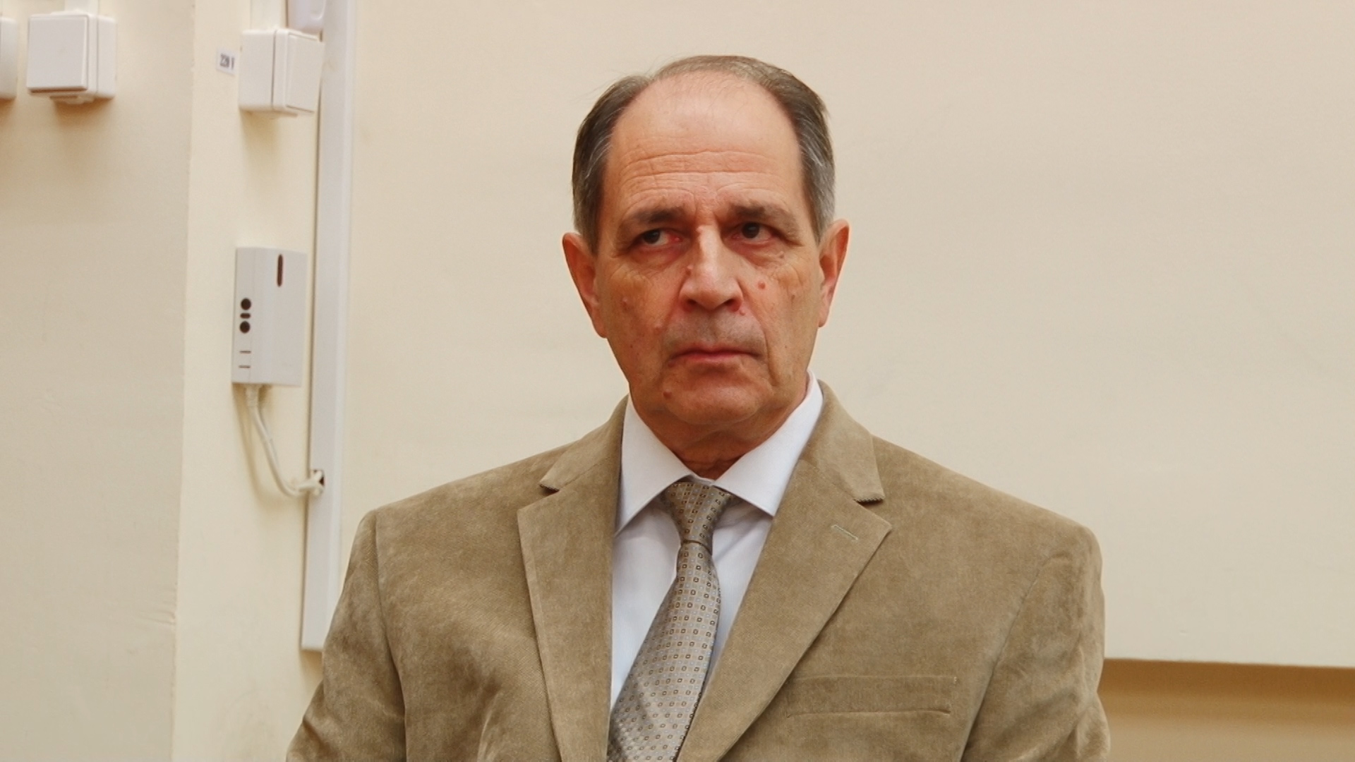 ”În oglinda vremii și a aducerilor aminte”, de Marcel Tolcea, carte ...