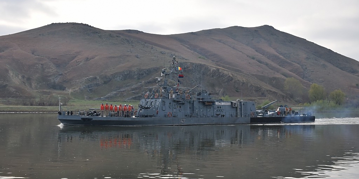 Nave de război într-un port din vestul țării! Ce se întâmplă