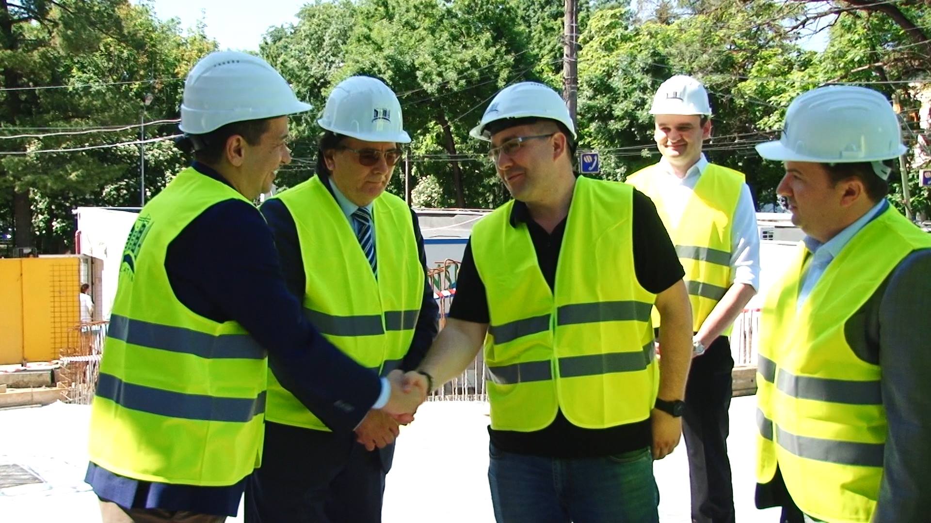 Premierul Sorin Grindeanu devine… șef de șantier la Spitalul de Copii ...