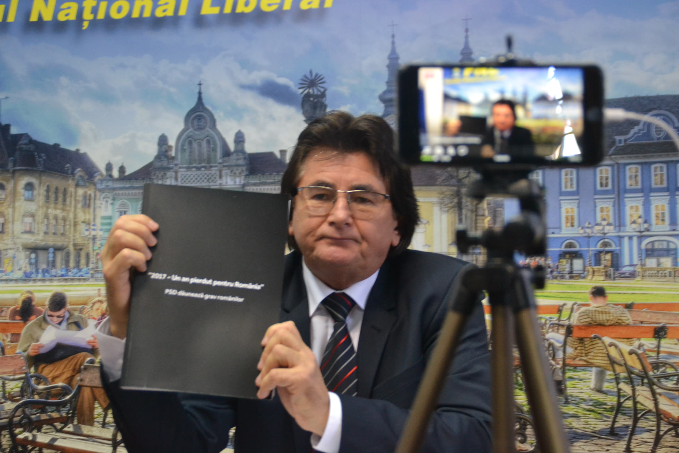 Nicolae Robu a lansat astăzi o carte, Cartea Neagră a guvernării PSD!