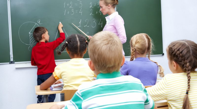 Nu toți profesorii primesc vouchere de vacanţă