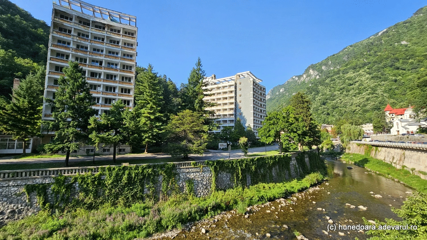 Cele mai vechi stațiuni cu ape termale se află în vestul României (20 ...