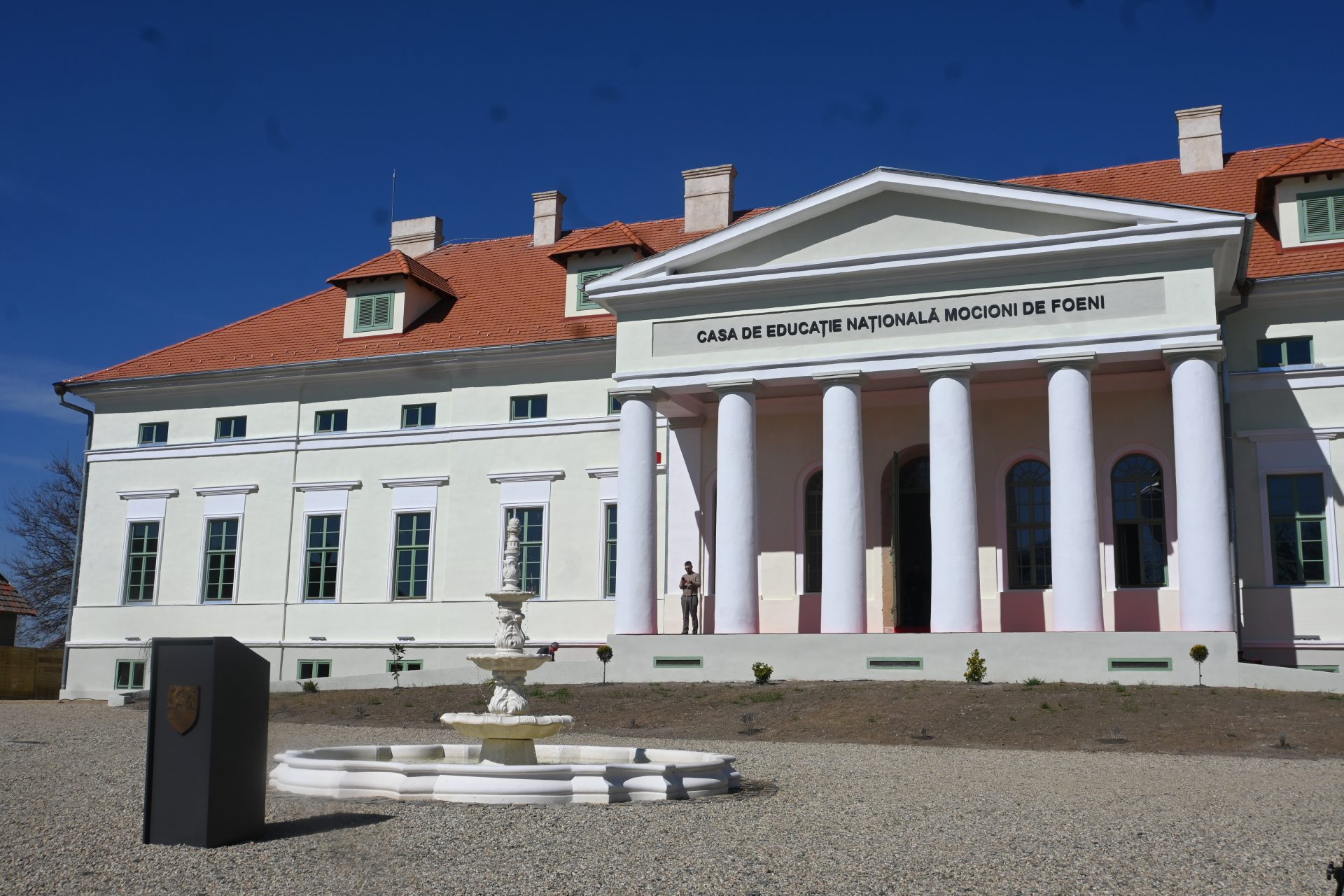 Conacul Mocioni din Foeni și-a recăpătat vechea strălucire / FOTO-VIDEO